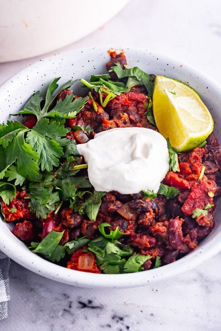 Easy Mixed Bean Chilli with Roasted Red Peppers • The Cook Report