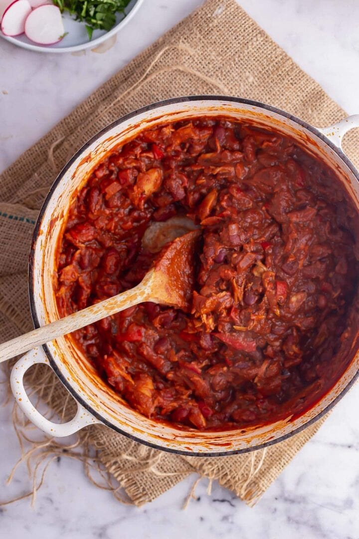 Spicy Chicken Chilli with Beans • The Cook Report