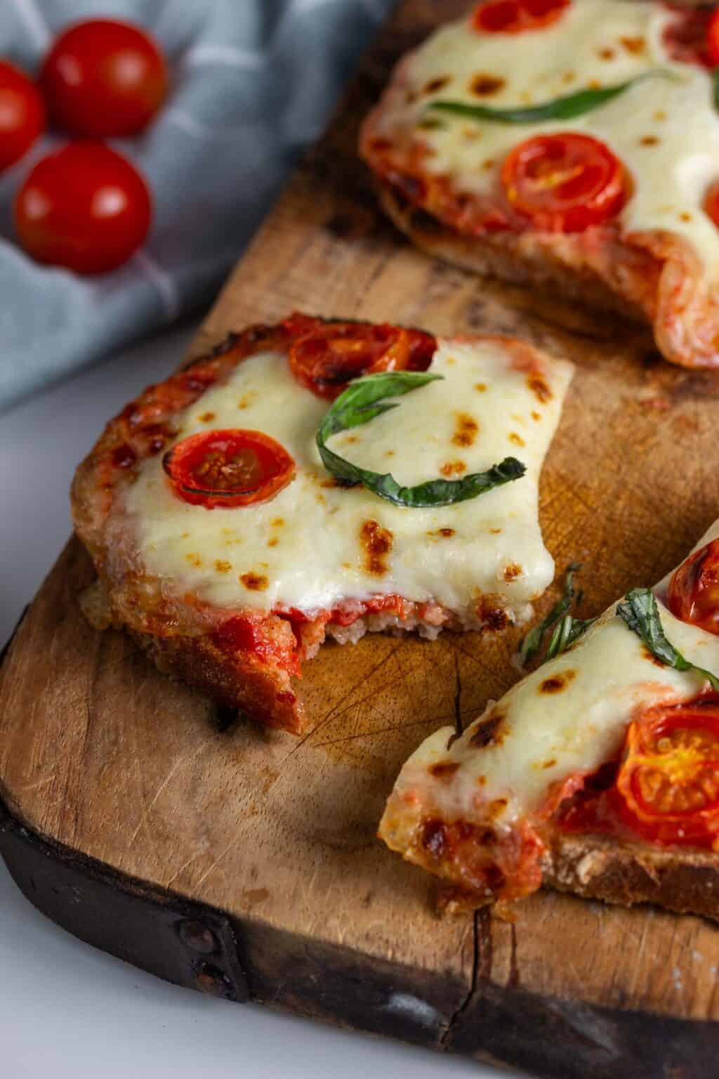 Easy Pizza Toast • The Cook Report