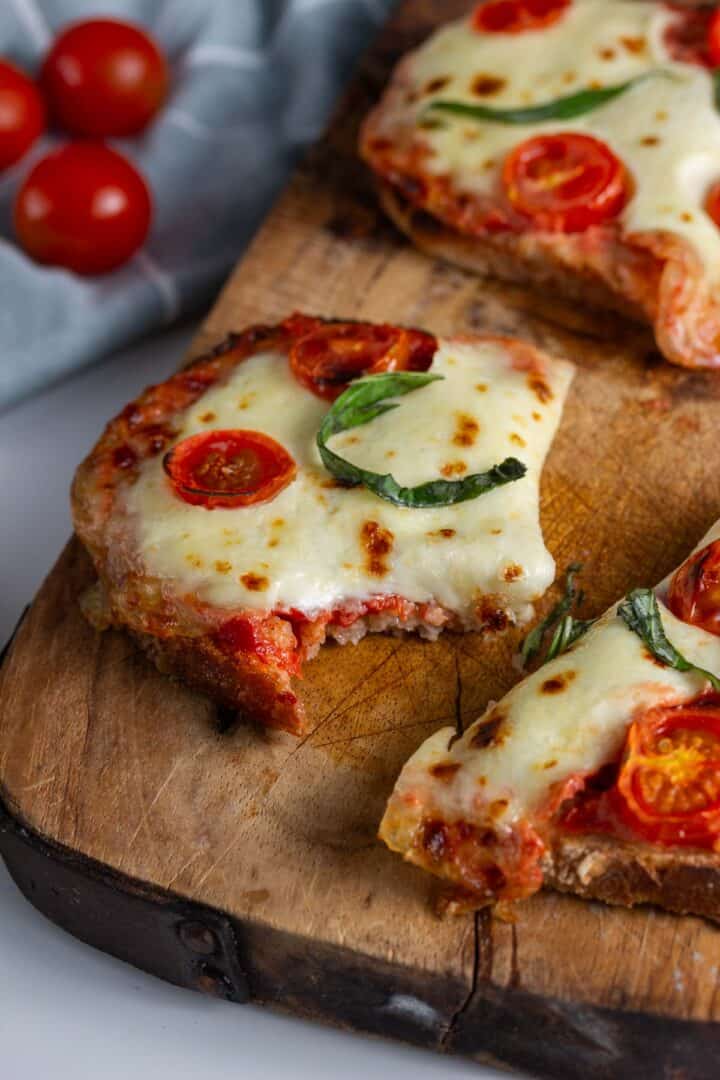 Easy Pizza Toast • The Cook Report